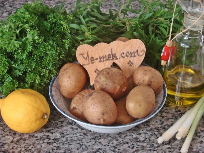 Taze Patates Salatası Nasıl Yapılır? (1/8) | Resimli Yemek Tarifleri