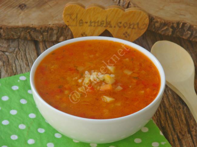 Bulgurlu Sebze Çorbası Nasıl Yapılır? (13/16) | Resimli Yemek Tarifleri