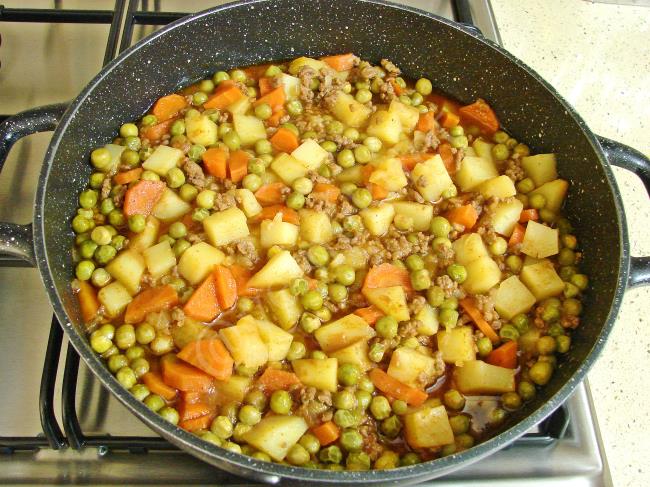 Kıymalı Garnitür Yemeği Nasıl Yapılır? (9/12) | Resimli Yemek Tarifleri